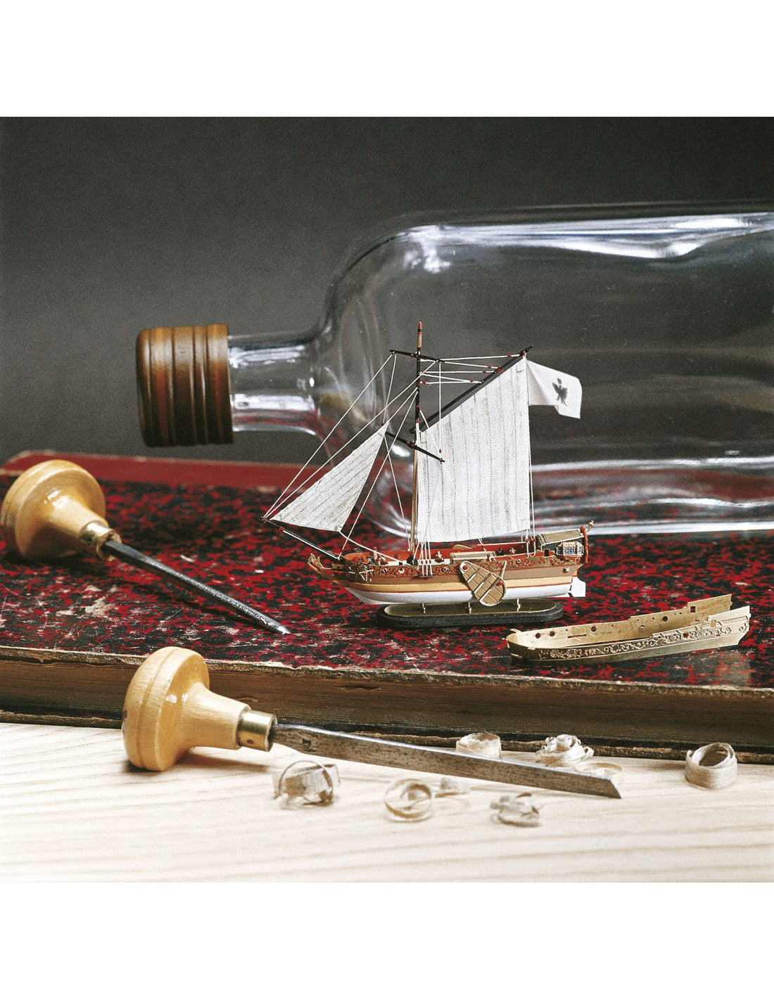 AMATI Dutch Yacht Kit (ship in bottle) 1:300 Boat AMA1350 – ABC Hobby
